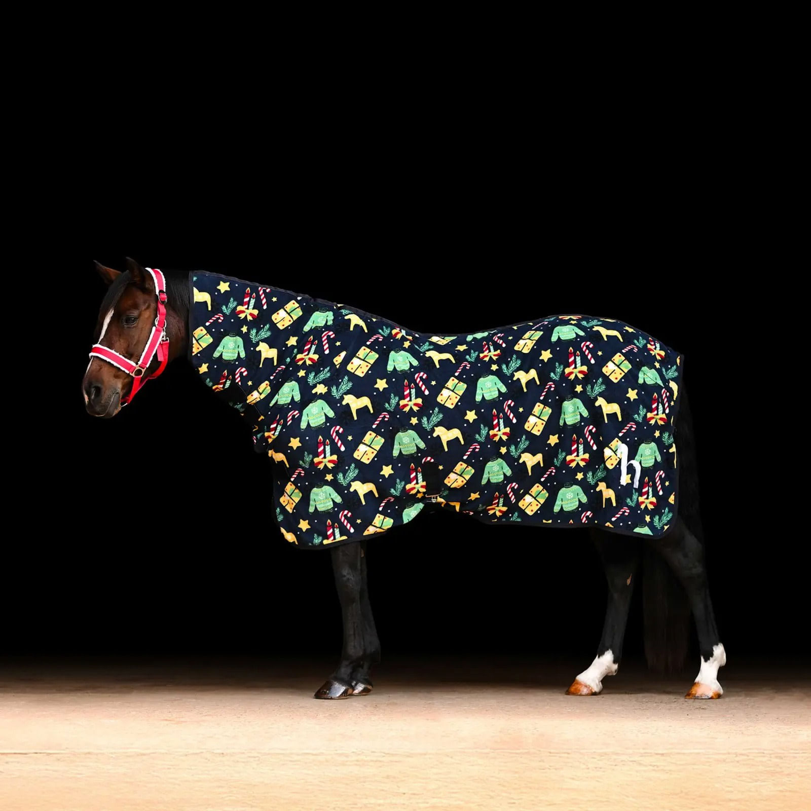 Horze Santa Christmas Fleece High Neck Cooler - Christmas Jumper Print ...