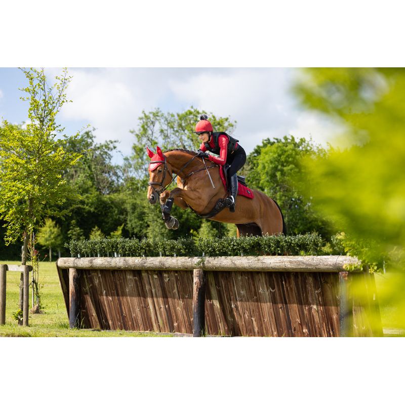 LeMieux Loire Close Contact Square - Chilli - LeMieux-BNX103120-Chilli ...